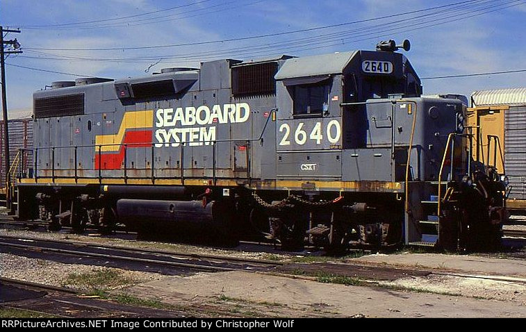 CSX 2640 GP38-2